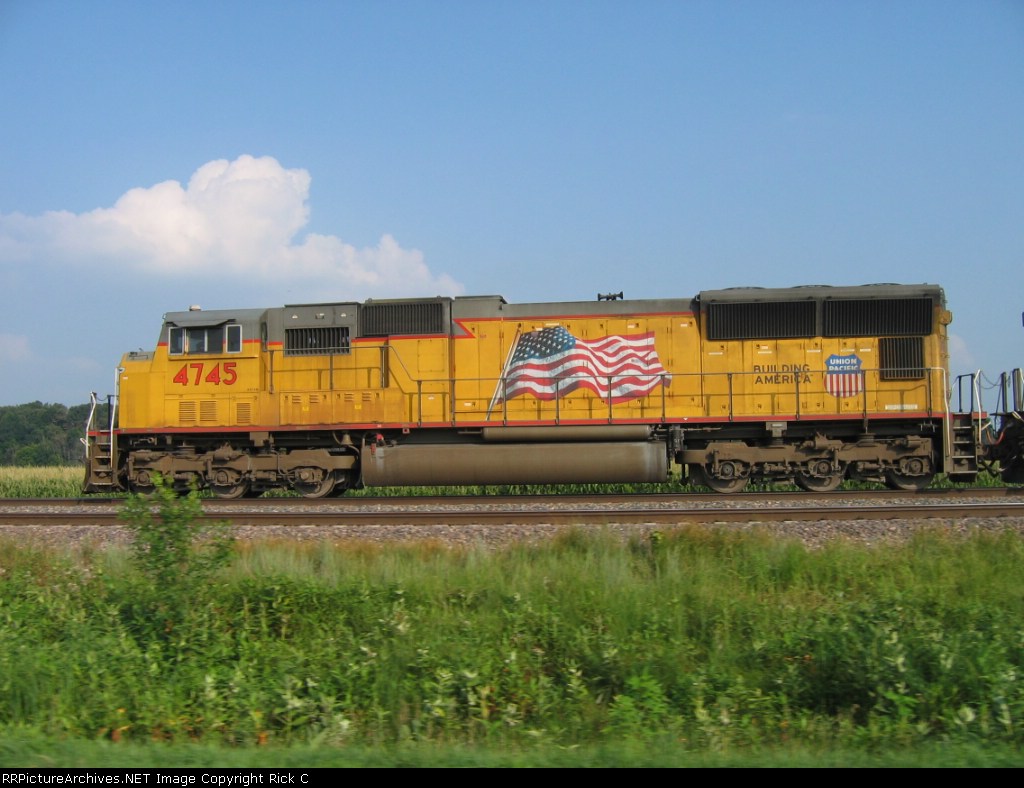 UP 4745 -- Broadside View